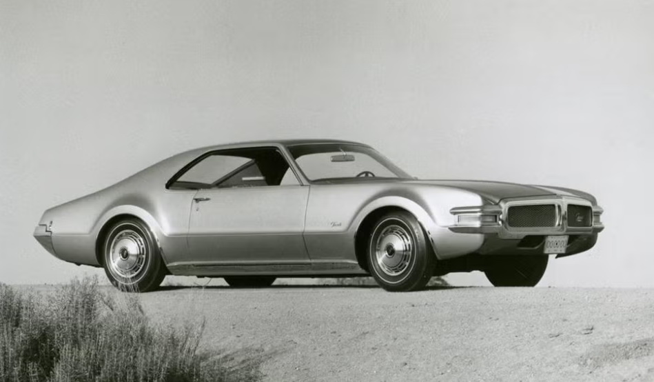 The history of automatic cars